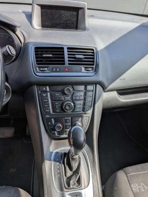 Pelēks Opel Meriva 2011 Viļņa, ar dzinēja tilpumu 1.69 L un nobraukumu 282 tūkst. km par 3350 €, foto 8 vietnē AUTOMOTO.COM.LV