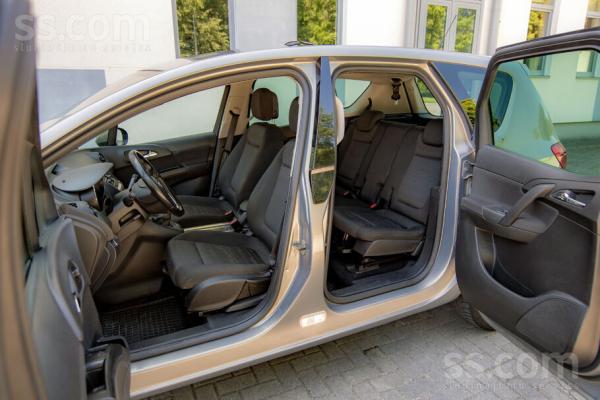 Grey Opel Meriva 2011 in Jelgava, with an engine capacity of 1.70 L and mileage of 171 thousand km for 3400 €, photo 9 on AUTOMOTO.COM.LV