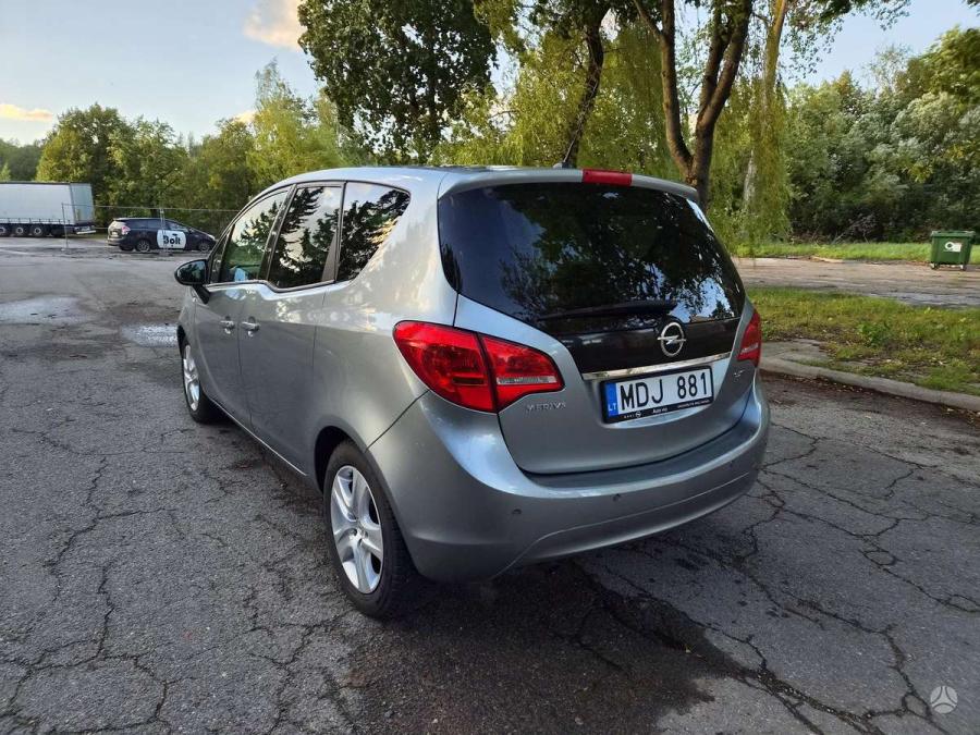 Pelēks Opel Meriva 2011 Kauņa, ar dzinēja tilpumu 1.69 L un nobraukumu 243 tūkst. km par 2400 €, foto 4 vietnē AUTOMOTO.COM.LV