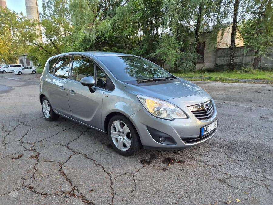 Pelēks Opel Meriva 2011 Kauņa, ar dzinēja tilpumu 1.69 L un nobraukumu 243 tūkst. km par 2400 €, foto 7 vietnē AUTOMOTO.COM.LV