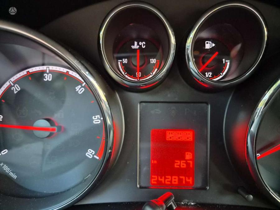 Pelēks Opel Meriva 2011 Kauņa, ar dzinēja tilpumu 1.69 L un nobraukumu 243 tūkst. km par 2400 €, foto 15 vietnē AUTOMOTO.COM.LV