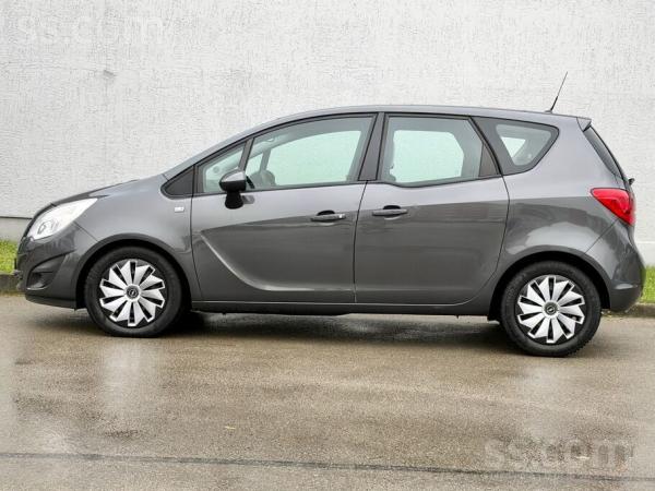 Опель Мерива 2011 в Елгава на AUTOMOTO.COM.LV Серый Опель Мерива 2011 в Елгава, объемом двигателя 1.70 л и пробегом 0 тыс. км за 4150 €, фото 5 на AUTOMOTO.COM.LV