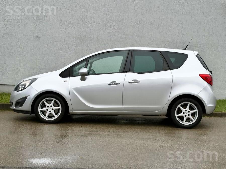 Grey Opel Meriva 2011 in Jelgava, with an engine capacity of 1.70 L and mileage of 0 thousand km for 4500 €, photo 5 on AUTOMOTO.COM.LV