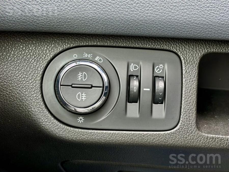 Grey Opel Meriva 2011 in Jelgava, with an engine capacity of 1.70 L and mileage of 0 thousand km for 4500 €, photo 25 on AUTOMOTO.COM.LV