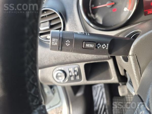 Pelēks Opel Meriva 2011 Cēsis, ar dzinēja tilpumu 1.70 L un nobraukumu 202 tūkst. km par 4400 €, foto 10 vietnē AUTOMOTO.COM.LV