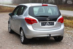 Grey Opel Meriva 2012 in Petrikaiciai, with an engine capacity of 1.40 L and mileage of 156 thousand km for 4199 €, photo 6 on AUTOMOTO.COM.LV