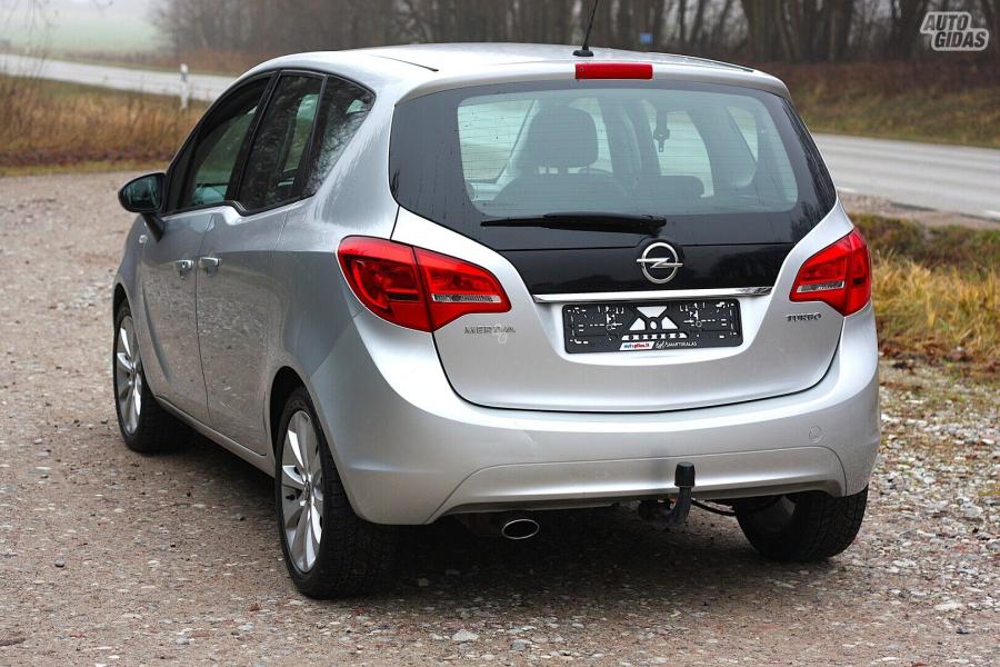 Grey Opel Meriva 2012 in Petrikaiciai, with an engine capacity of 1.40 L and mileage of 156 thousand km for 4199 €, photo 6 on AUTOMOTO.COM.LV