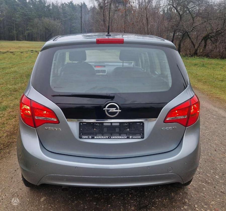 Grey Opel Meriva 2012 in Raseiniai, with an engine capacity of 1.36 L and mileage of 214 thousand km for 3650 €, photo 6 on AUTOMOTO.COM.LV