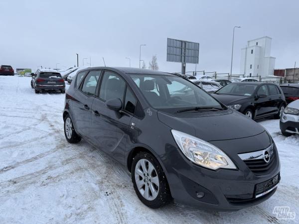 Pelēks Opel Meriva 2012 Utena, ar dzinēja tilpumu 1.40 L un nobraukumu 103 tūkst. km par 3950 €, foto 3 vietnē AUTOMOTO.COM.LV
