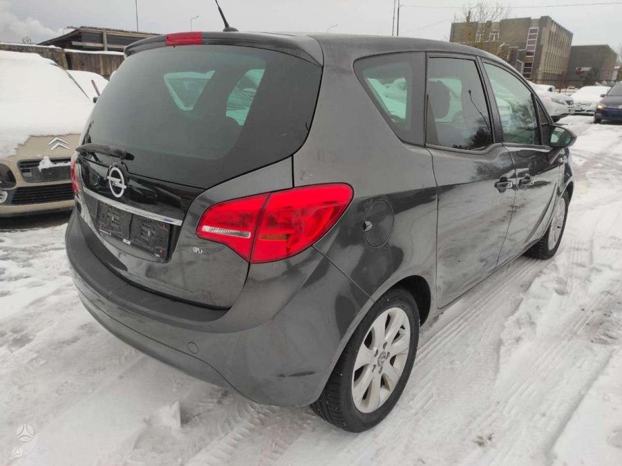 Pelēks Opel Meriva 2012 Panevēža, ar dzinēja tilpumu 1.36 L un nobraukumu 218 tūkst. km par 3900 €, foto 9 vietnē AUTOMOTO.COM.LV