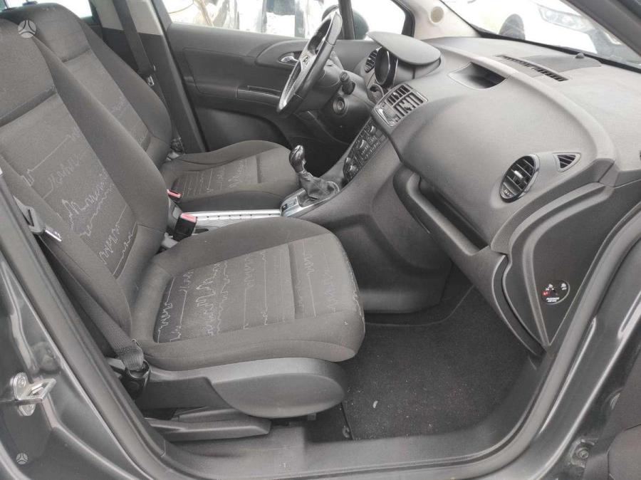 Pelēks Opel Meriva 2012 Panevēža, ar dzinēja tilpumu 1.36 L un nobraukumu 218 tūkst. km par 3900 €, foto 13 vietnē AUTOMOTO.COM.LV