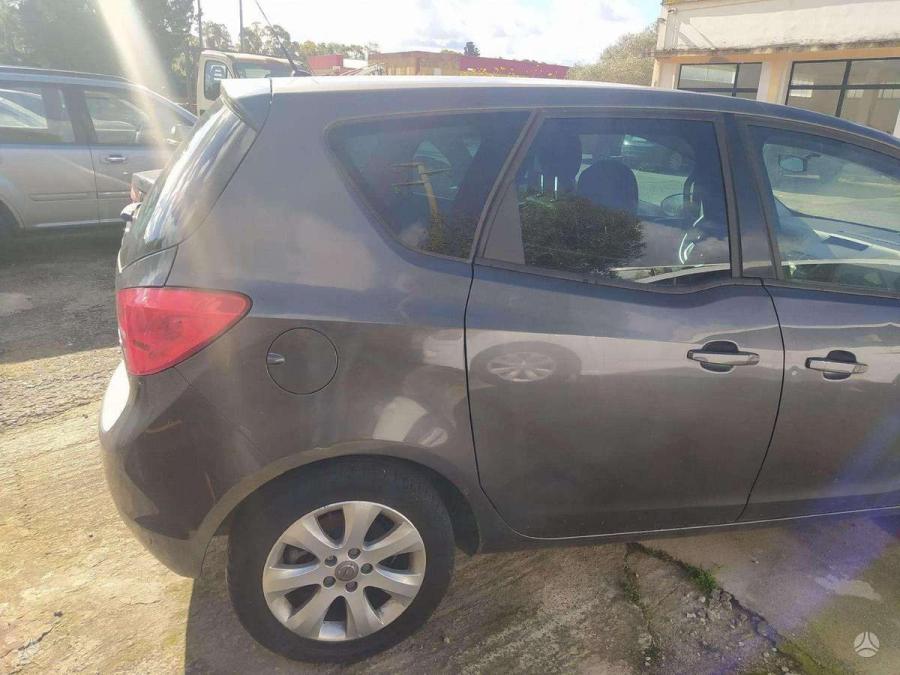 Pelēks Opel Meriva 2012 Panevēža, ar dzinēja tilpumu 1.36 L un nobraukumu 218 tūkst. km par 3900 €, foto 35 vietnē AUTOMOTO.COM.LV