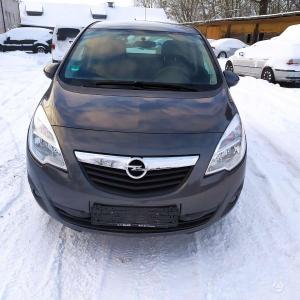 Grey Opel Meriva 2012 in Birzai, with an engine capacity of 1.36 L and mileage of 128 thousand km for 3300 €, photo 3 on AUTOMOTO.COM.LV
