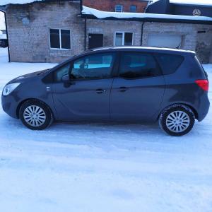 Grey Opel Meriva 2012 in Birzai, with an engine capacity of 1.36 L and mileage of 128 thousand km for 3300 €, photo 9 on AUTOMOTO.COM.LV