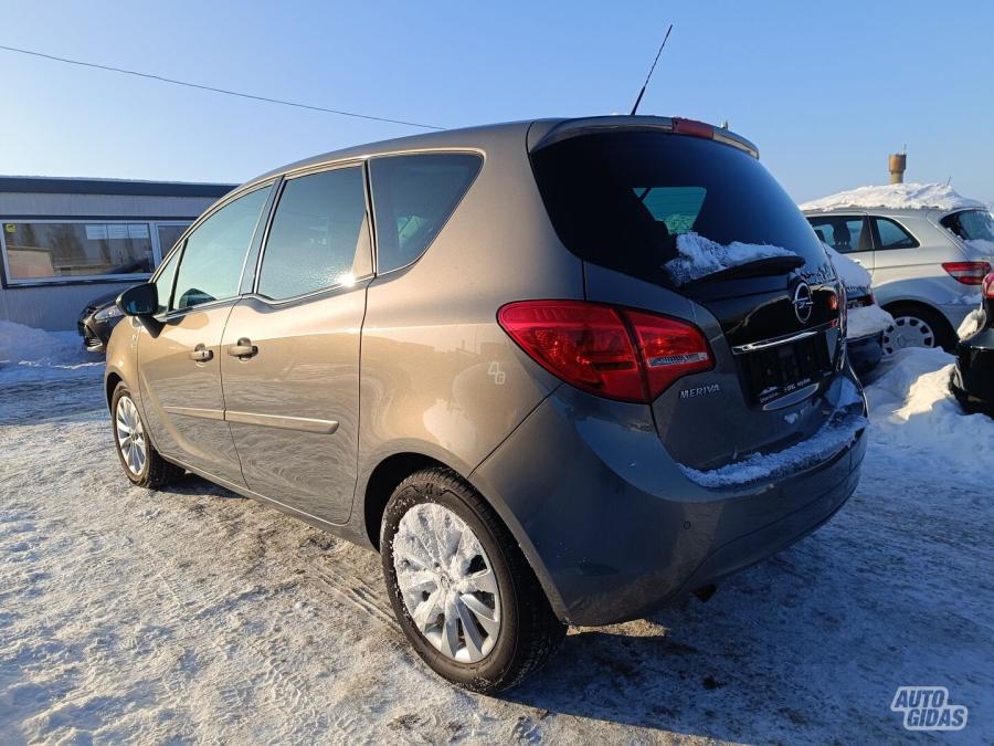 Grey Opel Meriva 2012 in Kretinga, with an engine capacity of 1.40 L and mileage of 175 thousand km for 4350 €, photo 5 on AUTOMOTO.COM.LV