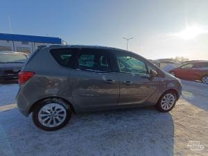 Grey Opel Meriva 2012 in Kretinga, with an engine capacity of 1.40 L and mileage of 175 thousand km for 4350 €, photo 8 on AUTOMOTO.COM.LV
