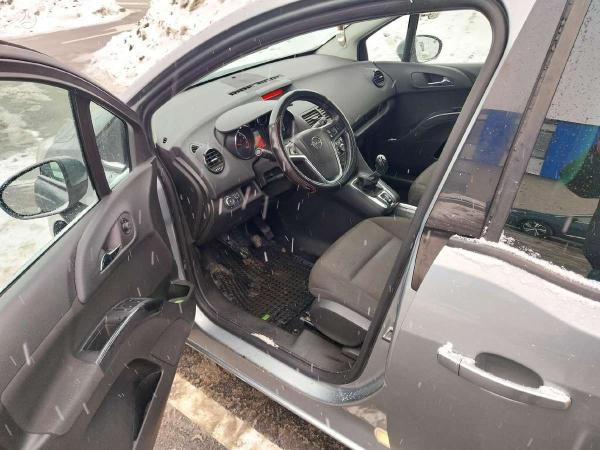 Pelēks Opel Meriva 2012 Klaipėda, ar dzinēja tilpumu 1.36 L un nobraukumu 258 tūkst. km par 1950 €, foto 6 vietnē AUTOMOTO.COM.LV