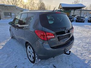 Pelēks Opel Meriva 2012 Telšiai, ar dzinēja tilpumu 1.69 L un nobraukumu 199 tūkst. km par 4600 €, foto 4 vietnē AUTOMOTO.COM.LV