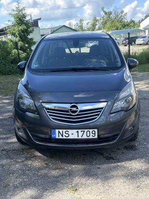 Pelēks Opel Meriva 2012 Daugavpils, ar dzinēja tilpumu 1.70 L un nobraukumu 259 tūkst. km par 3650 €, foto  vietnē AUTOMOTO.COM.LV