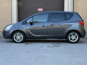 Grey Opel Meriva 2012 in Ogre, with an engine capacity of 1.60 L and mileage of 143 thousand km for 5495 €, photo 8 on AUTOMOTO.COM.LV