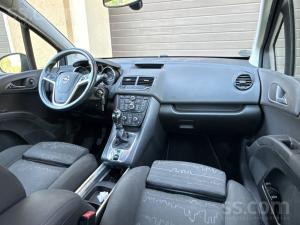 Grey Opel Meriva 2012 in Ogre, with an engine capacity of 1.60 L and mileage of 143 thousand km for 5495 €, photo 20 on AUTOMOTO.COM.LV