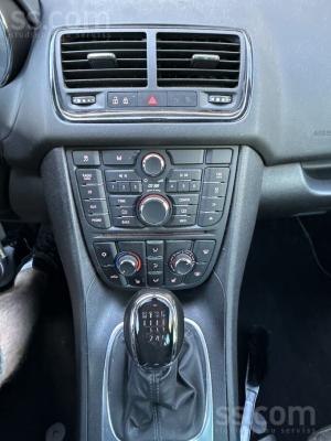 Grey Opel Meriva 2012 in Ogre, with an engine capacity of 1.60 L and mileage of 143 thousand km for 5495 €, photo 26 on AUTOMOTO.COM.LV