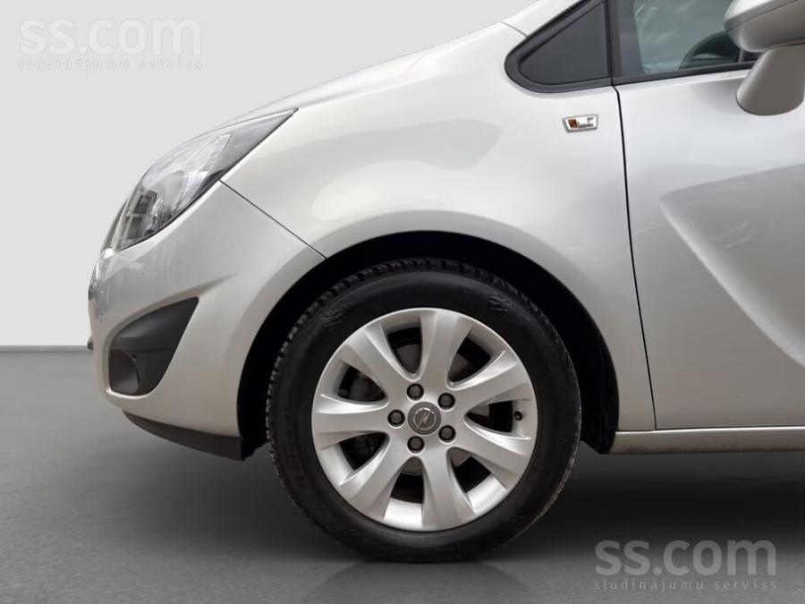 Grey Opel Meriva 2012 in Ogre, with an engine capacity of 1.70 L and mileage of 181 thousand km for 5350 €, photo 19 on AUTOMOTO.COM.LV