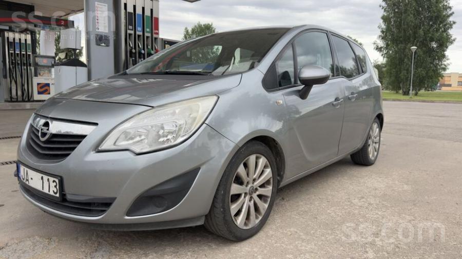 Pelēks Opel Meriva 2012 Jēkabpils, ar dzinēja tilpumu 1.40 L un nobraukumu 249 tūkst. km par 4200 €, foto 1 vietnē AUTOMOTO.COM.LV