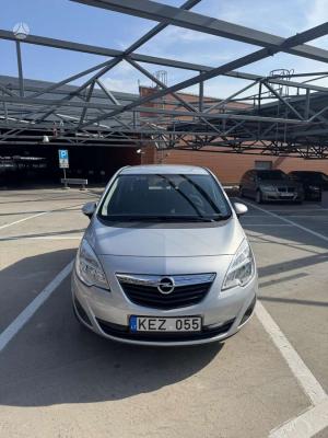 Pelēks Opel Meriva 2012 Šauļi, ar dzinēja tilpumu 1.40 L un nobraukumu 92 tūkst. km par 3950 €, foto  vietnē AUTOMOTO.COM.LV