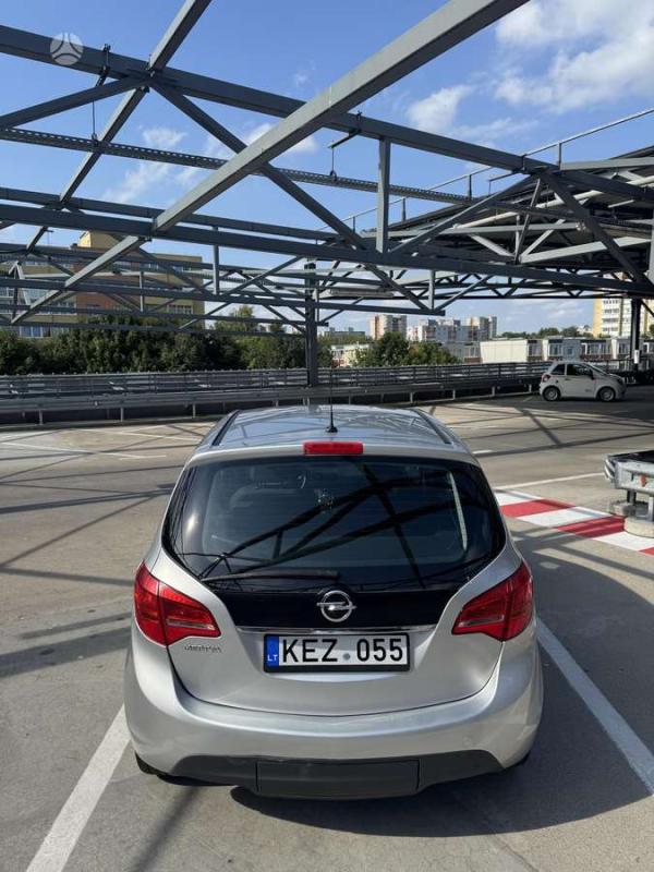Pelēks Opel Meriva 2012 Šauļi, ar dzinēja tilpumu 1.40 L un nobraukumu 92 tūkst. km par 3950 €, foto 3 vietnē AUTOMOTO.COM.LV