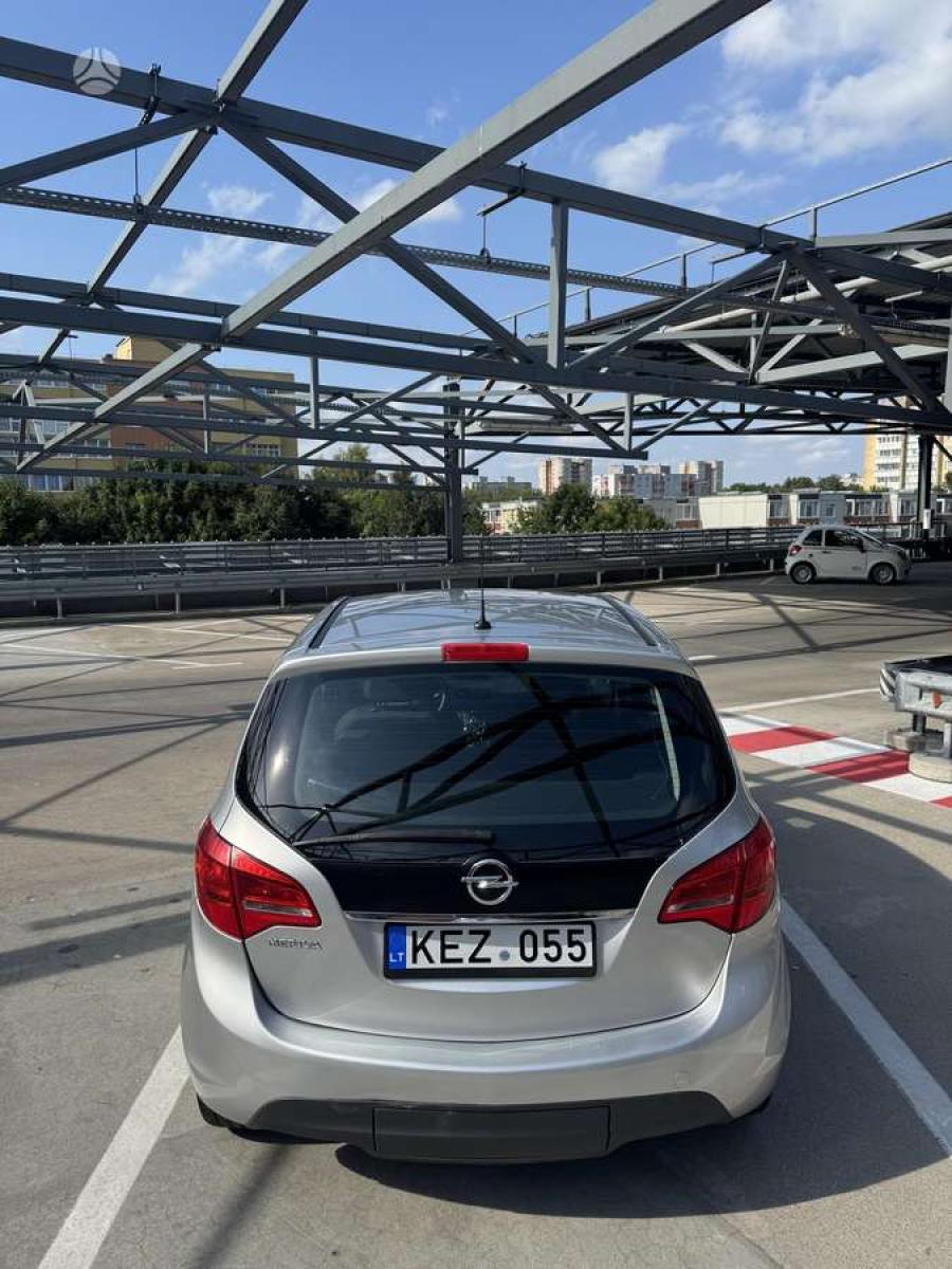 Pelēks Opel Meriva 2012 Šauļi, ar dzinēja tilpumu 1.40 L un nobraukumu 92 tūkst. km par 3950 €, foto 4 vietnē AUTOMOTO.COM.LV
