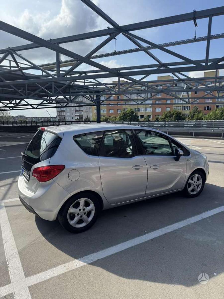 Pelēks Opel Meriva 2012 Šauļi, ar dzinēja tilpumu 1.40 L un nobraukumu 92 tūkst. km par 3950 €, foto 5 vietnē AUTOMOTO.COM.LV
