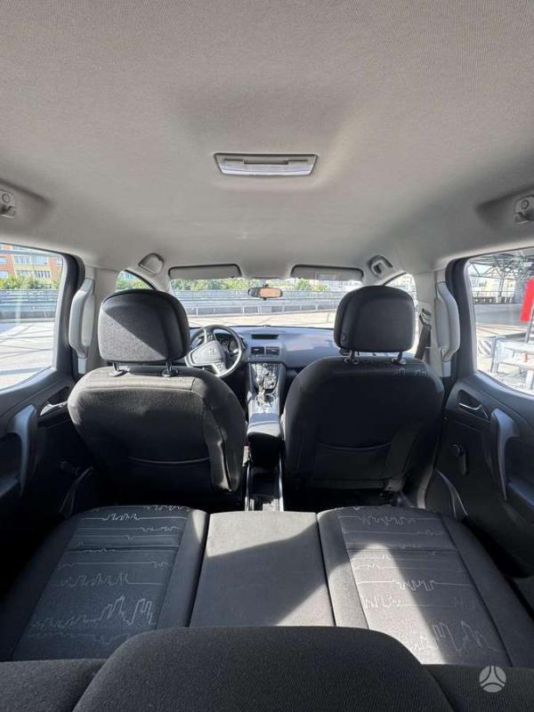 Pelēks Opel Meriva 2012 Šauļi, ar dzinēja tilpumu 1.40 L un nobraukumu 92 tūkst. km par 3950 €, foto 5 vietnē AUTOMOTO.COM.LV