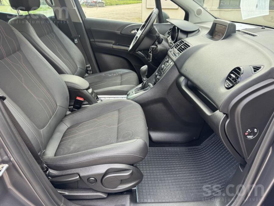 Grey Opel Meriva 2012 in Ogre, with an engine capacity of 1.70 L and mileage of 224 thousand km for 4680 €, photo 13 on AUTOMOTO.COM.LV