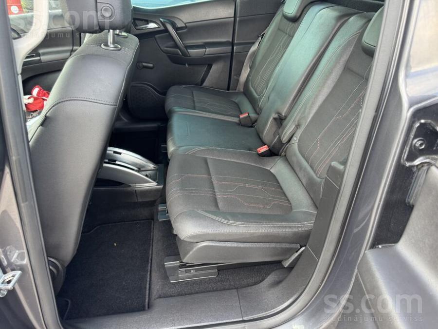 Grey Opel Meriva 2012 in Ogre, with an engine capacity of 1.70 L and mileage of 224 thousand km for 4680 €, photo 25 on AUTOMOTO.COM.LV