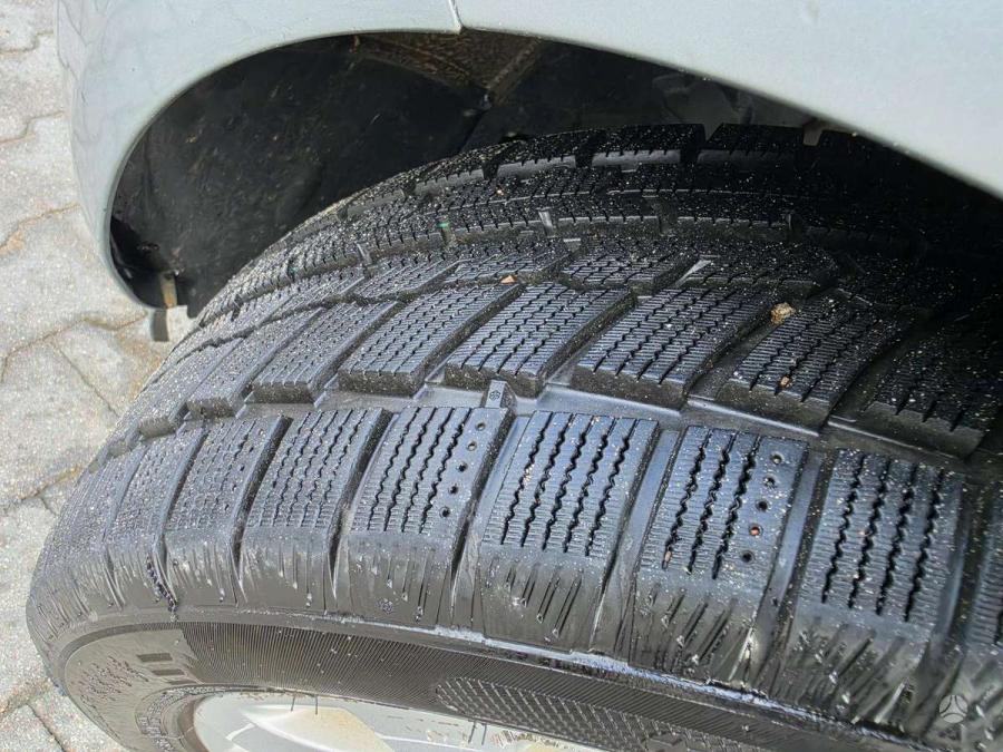 Grey Opel Meriva 2012 in Silute, with an engine capacity of 1.40 L and mileage of 113 thousand km for 2500 €, photo 7 on AUTOMOTO.COM.LV