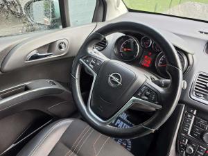 Grey Opel Meriva 2012 in Silute, with an engine capacity of 1.40 L and mileage of 113 thousand km for 2500 €, photo 12 on AUTOMOTO.COM.LV