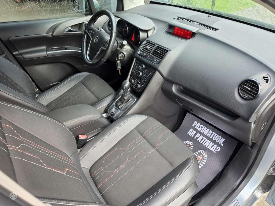 Grey Opel Meriva 2012 in Silute, with an engine capacity of 1.40 L and mileage of 113 thousand km for 2500 €, photo 19 on AUTOMOTO.COM.LV