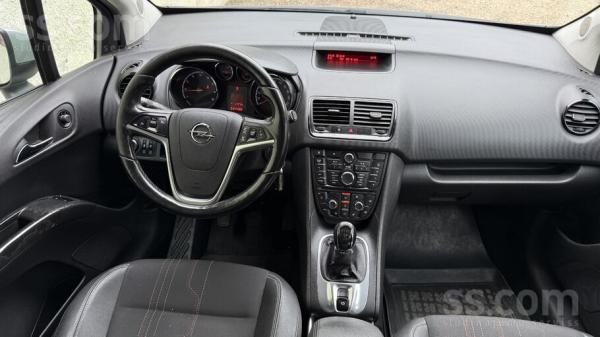 Grey Opel Meriva 2012 in Valmiera, with an engine capacity of 1.40 L and mileage of 234 thousand km for 3600 €, photo 5 on AUTOMOTO.COM.LV