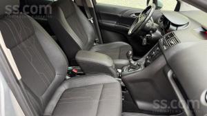 Grey Opel Meriva 2012 in Valmiera, with an engine capacity of 1.40 L and mileage of 234 thousand km for 3600 €, photo 6 on AUTOMOTO.COM.LV