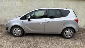 Grey Opel Meriva 2012 in Valmiera, with an engine capacity of 1.40 L and mileage of 234 thousand km for 3600 €, photo 9 on AUTOMOTO.COM.LV