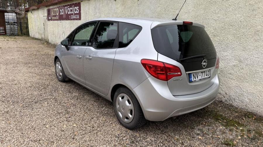 Grey Opel Meriva 2012 in Valmiera, with an engine capacity of 1.40 L and mileage of 234 thousand km for 3600 €, photo 11 on AUTOMOTO.COM.LV