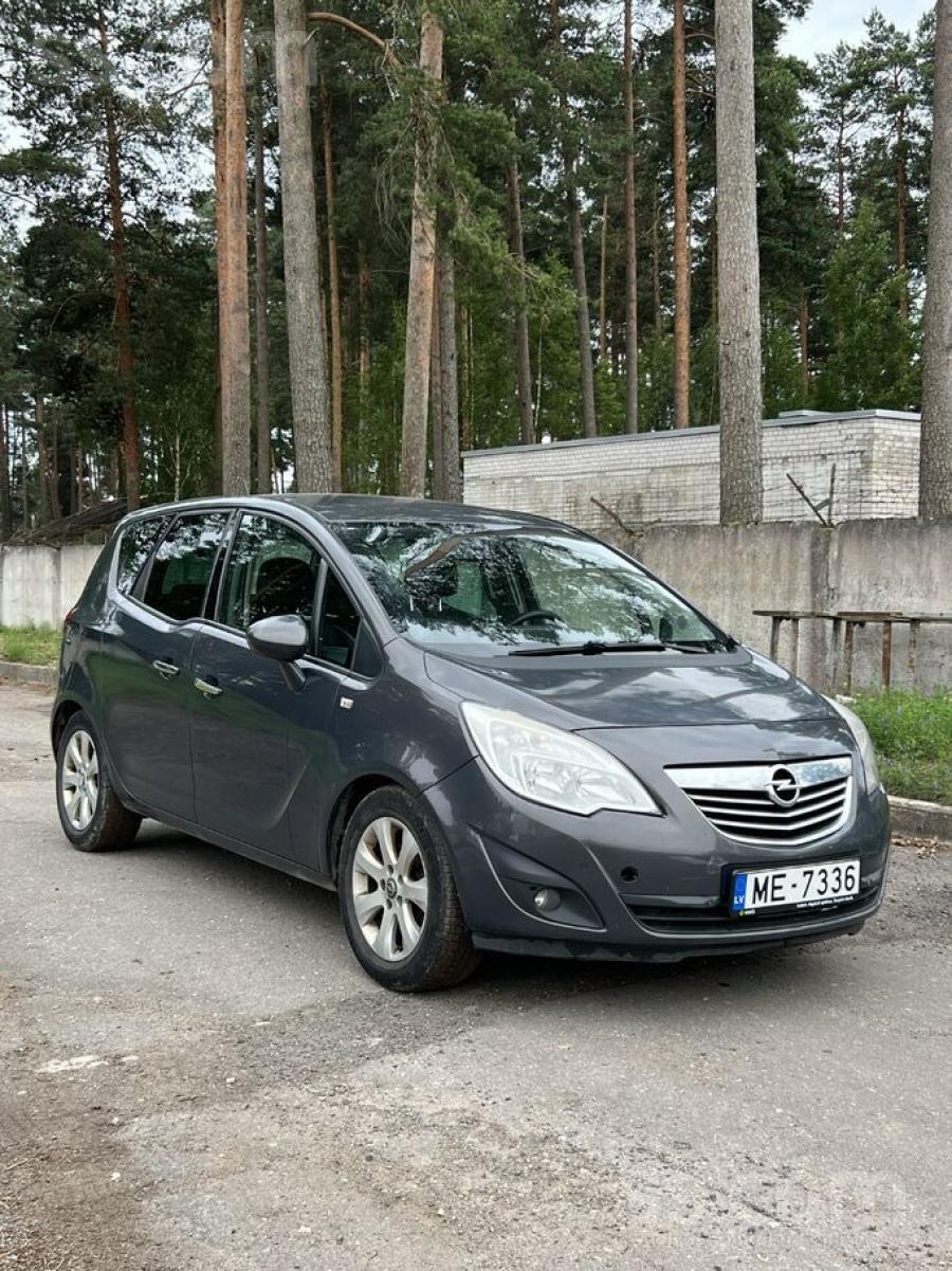 Pelēks Opel Meriva 2013 Rīga, ar dzinēja tilpumu 1.40 L un nobraukumu 480 tūkst. km par 2450 €, foto 2 vietnē AUTOMOTO.COM.LV