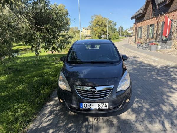 Pelēks Opel Meriva 2013 Rēzekne, ar dzinēja tilpumu 1.40 L un nobraukumu 0 tūkst. km par 4450 €, foto 1 vietnē AUTOMOTO.COM.LV