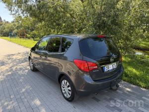 Pelēks Opel Meriva 2013 Rēzekne, ar dzinēja tilpumu 1.40 L un nobraukumu 0 tūkst. km par 4450 €, foto 9 vietnē AUTOMOTO.COM.LV