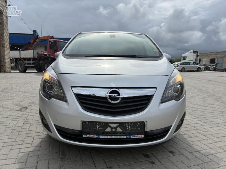 Pelēks Opel Meriva 2013 Kretinga, ar dzinēja tilpumu 1.40 L un nobraukumu 156 tūkst. km par 4450 €, foto 3 vietnē AUTOMOTO.COM.LV