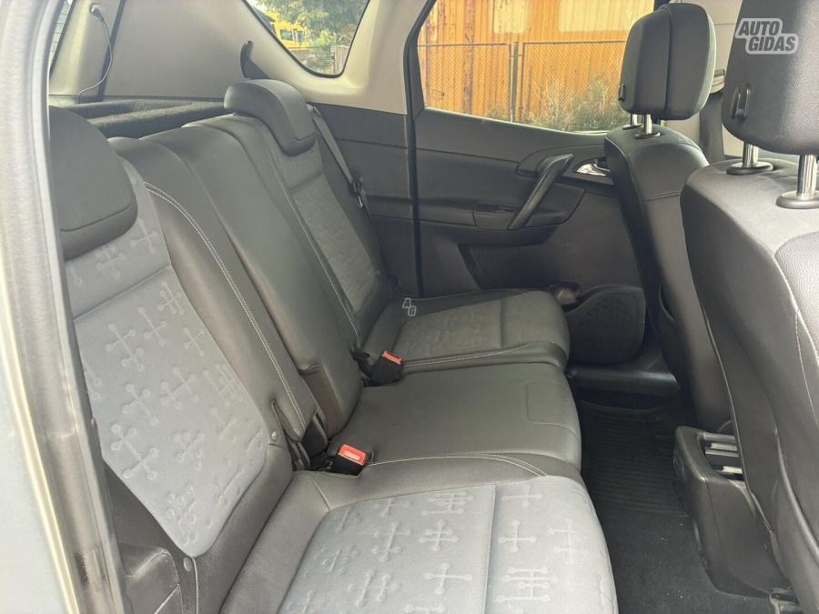 Pelēks Opel Meriva 2013 Kretinga, ar dzinēja tilpumu 1.40 L un nobraukumu 156 tūkst. km par 4450 €, foto 12 vietnē AUTOMOTO.COM.LV