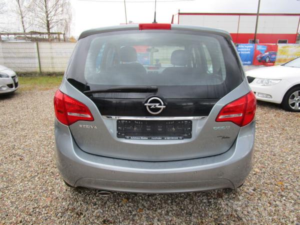 Grey Opel Meriva 2014 in Daugavpils, with an engine capacity of 1.60 L and mileage of 189 thousand km for 5790 €, photo 4 on AUTOMOTO.COM.LV