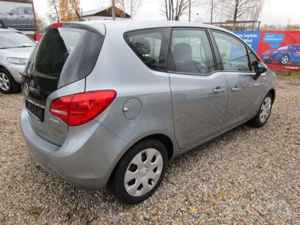 Grey Opel Meriva 2014 in Daugavpils, with an engine capacity of 1.60 L and mileage of 189 thousand km for 5790 €, photo 5 on AUTOMOTO.COM.LV