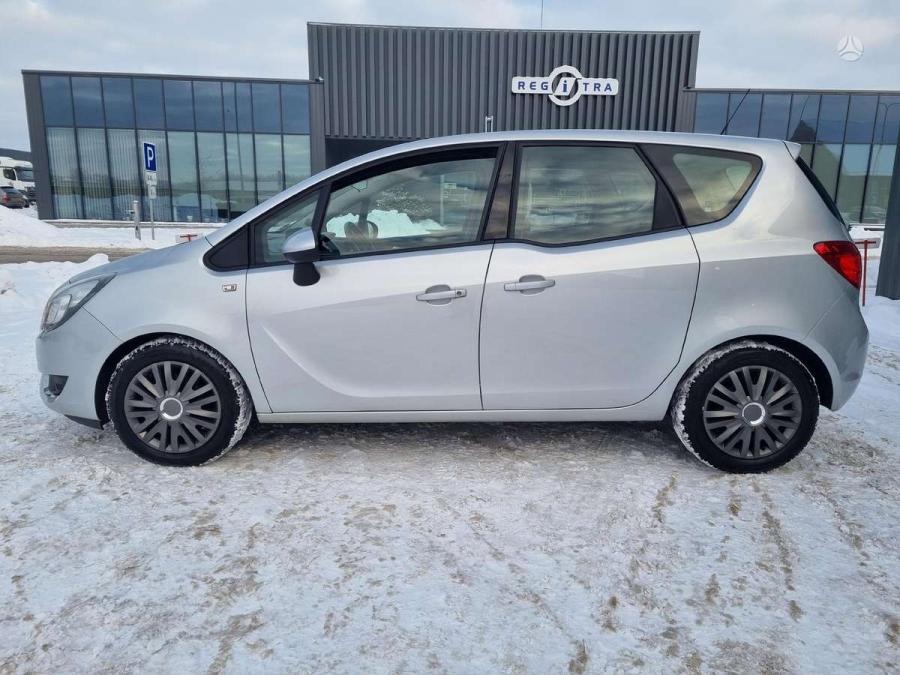Grey Opel Meriva 2014 in Siauliai, with an engine capacity of 1.36 L and mileage of 176 thousand km for 4400 €, photo 6 on AUTOMOTO.COM.LV